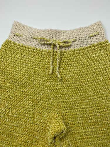 Ravelry: Velvet Pants pattern by Wannipa Yunker