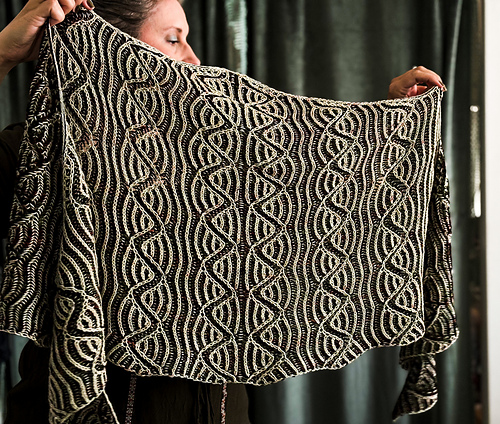Ravelry: Samara pattern by Lesley Anne Robinson