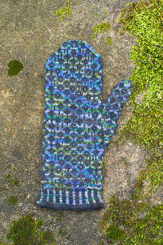 Ravelry: Nordic Stars pattern by Shannon Okey