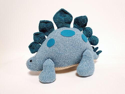 Ravelry: Dinosaur : Knit_Stegosaurus pattern by Annie Ahn
