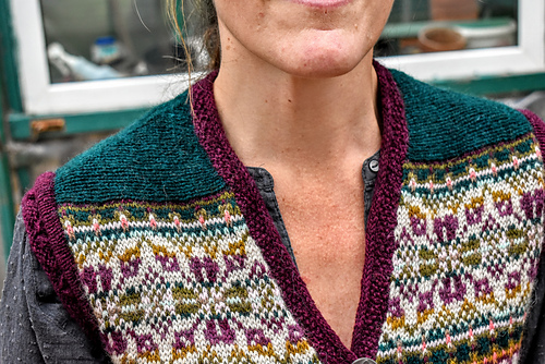 Ravelry: Thornlea pattern by Jennifer Beale