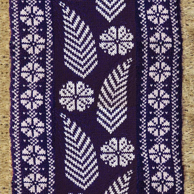 Ravelry: Pine Cones pattern by Kieran Foley