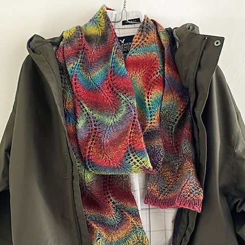 Ravelry: Shetland Ruffles in the Round pattern by Kieran Foley