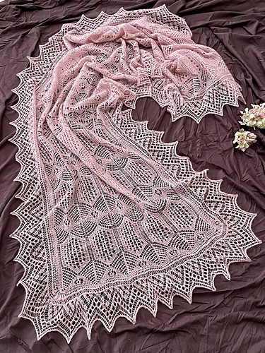 Ravelry: Charlotte pattern by Knitnoiram