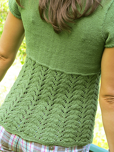Ravelry: Faux Cross-Over Tee pattern by Hélène Rush