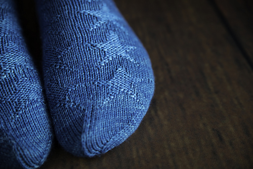 Ravelry: Vibranium pattern by Allison Sarnoff