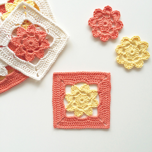 Ravelry: Easy Peasy Flower Squares pattern by Aki M