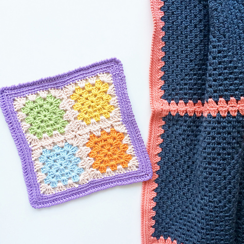 Ravelry: Simple Granny Square Potholder pattern by Aki M