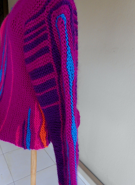 Ravelry: knitsabout's lava lamp sweater