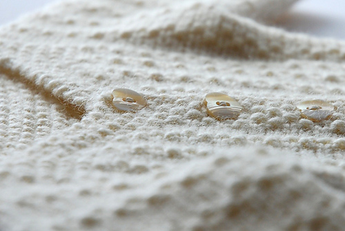 Ravelry: Demne pattern by Annie Cholewa