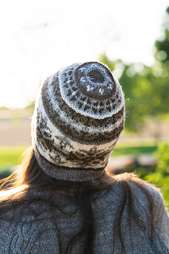 Ravelry: Dogwoods Cap pattern by Anne Hanson
