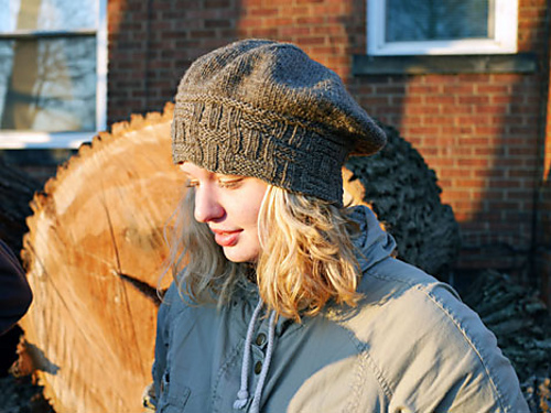 Ravelry: Slouch Potato pattern by Anne Hanson