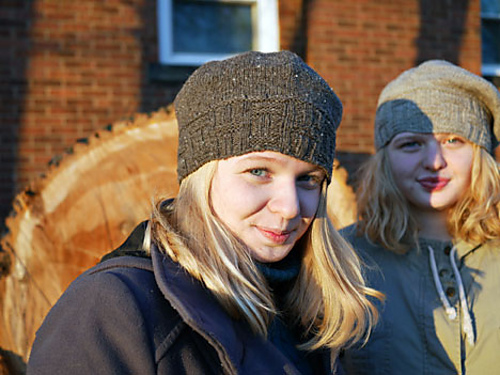 Ravelry: Slouch Potato pattern by Anne Hanson