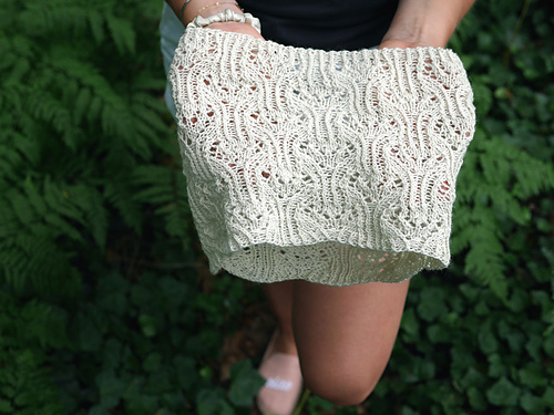 Ravelry: Nemes pattern by Anne Hanson