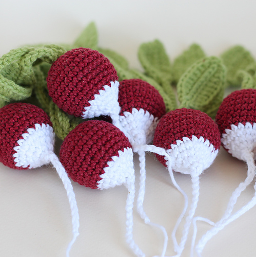 Ravelry: Radishes pattern by Vira Velmozhna