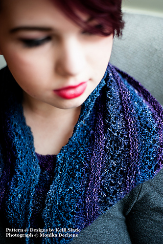Ravelry: Three Sisters Cowl pattern by Kelli Slack