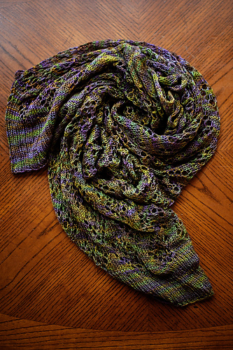 Ravelry: Crianza Shrug pattern by Kelli Slack