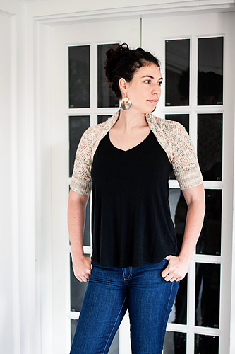 Ravelry: Paula Shrug pattern by Kelli Slack