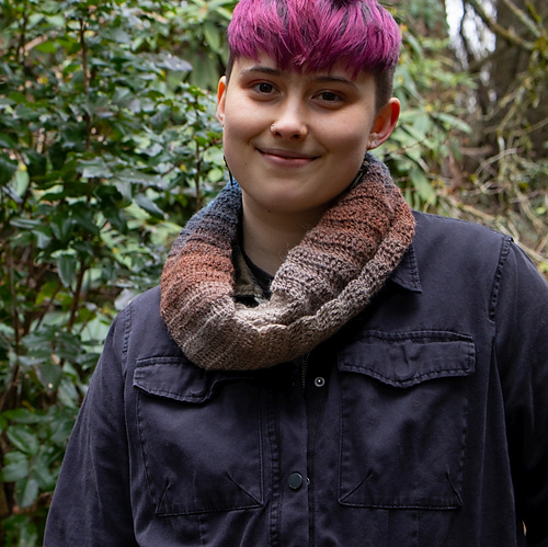 Ravelry: Diagonal Tracks Moebius Crochet pattern by Pat Groves