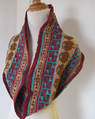 Ravelry: Churro Sheep Cowl pattern by Anne Podlesak