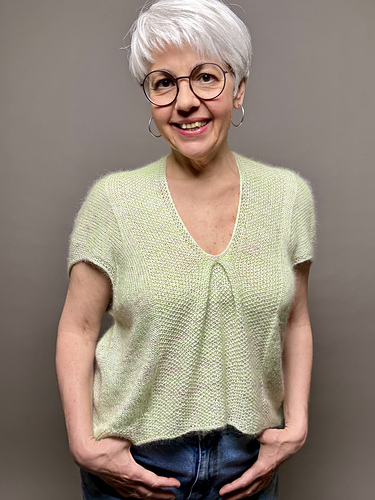 Ravelry: Kimono Top pattern by Dani Bauer