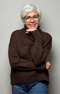 Ravelry: Snowglimmer-Sweater pattern by Dani Bauer