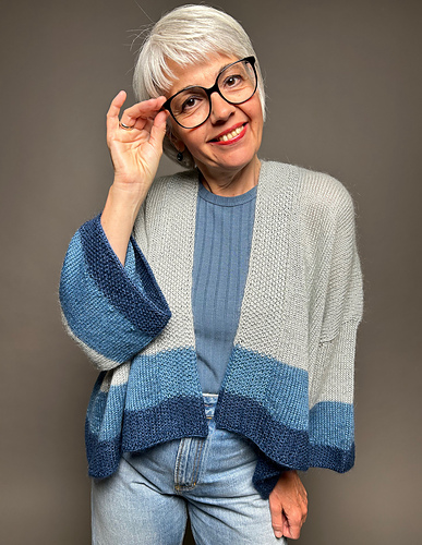 Ravelry: Kimono-Cardigan pattern by Dani Bauer