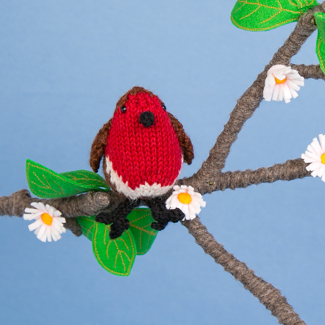 Ravelry: Robin pattern by Sue Stratford