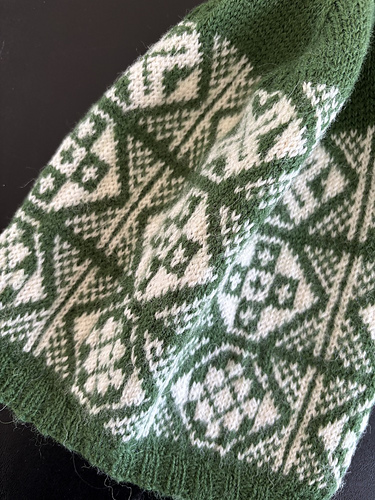 Ravelry: Knitting Jenny 33: Fair Isle Fisherman's Kep Hat pattern by ...