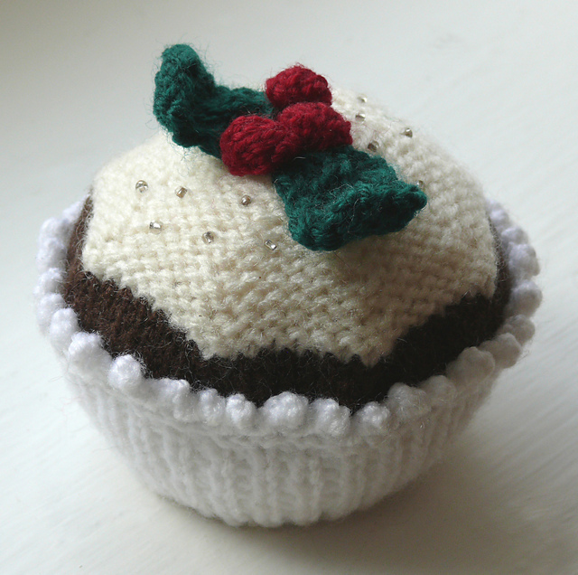 Ravelry: Christmas Cupcake pattern by Knitting Revolution