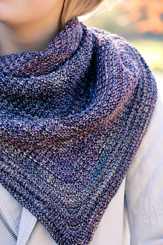 Ravelry: Courser Shawl pattern by Jennifer Dassau