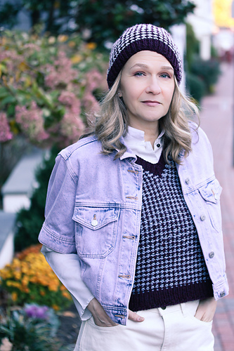 Ravelry: Kaffi Vest pattern by Jennifer Dassau