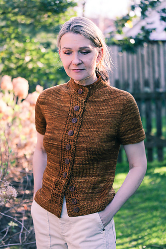 Ravelry: Koa pattern by Jennifer Dassau