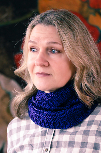 Ravelry: Courser Loop pattern by Jennifer Dassau