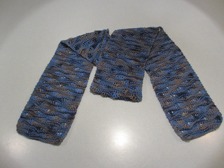 Ravelry: knittingwiz's Easy Drop Stitch Scarf