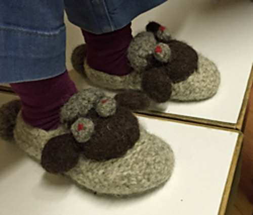 Ravelry: Shaun's Slippers - Seamless Felted Sheep Shoes pattern by ...