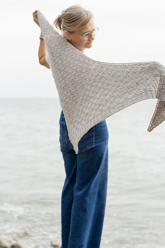Ravelry: Intrepid Shawl pattern by Kelene Kinnersly