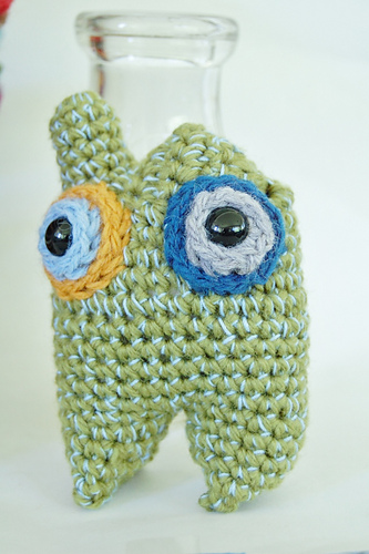 Ravelry: Mini Monster pattern by Jessica Schleicher