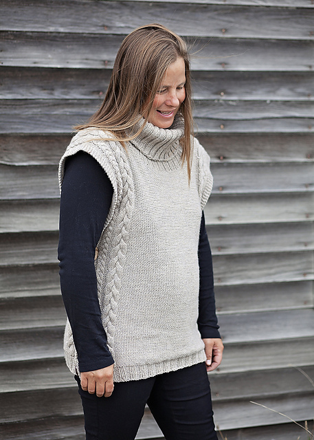 Ravelry: Adult Whispers of Autumn Pullover pattern by Lara Simonson