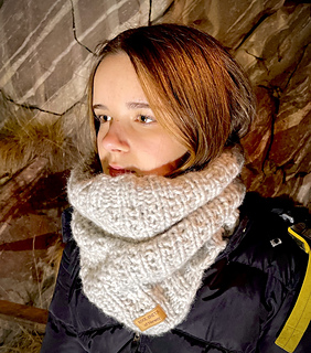 Ravelry: Baiana Buff pattern by Kool Knits of Norway