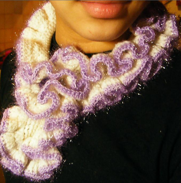 Ravelry: Jelly-fish scarf pattern by Marina Makeeva