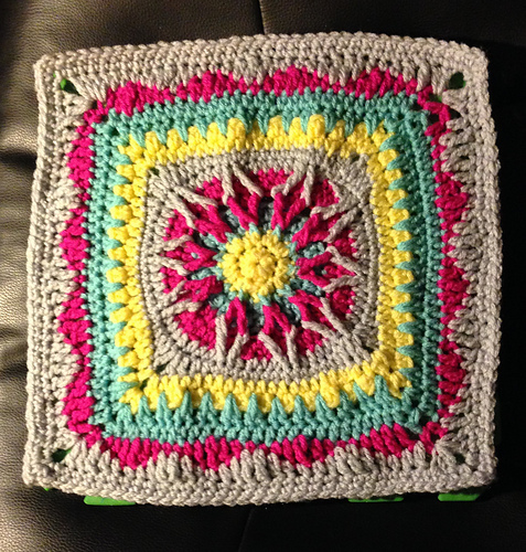 Ravelry: krikket207's Starburst Square
