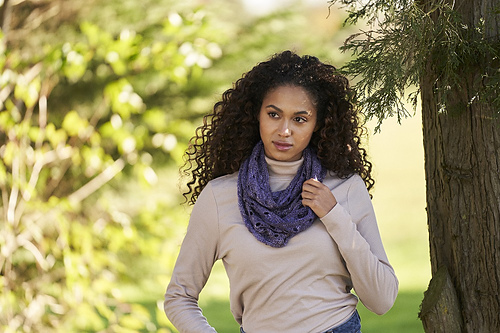 Ravelry: Diamond Dreams Cowl - Double Loop pattern by Susan Ashcroft