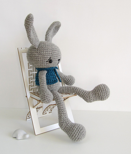 Ravelry: Long-legged bunny in a vest pattern by Kristi Tullus