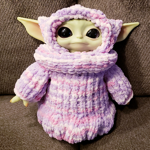 Ravelry: Baby Yoda Robe Pouch with Hood pattern by Lauren Castle