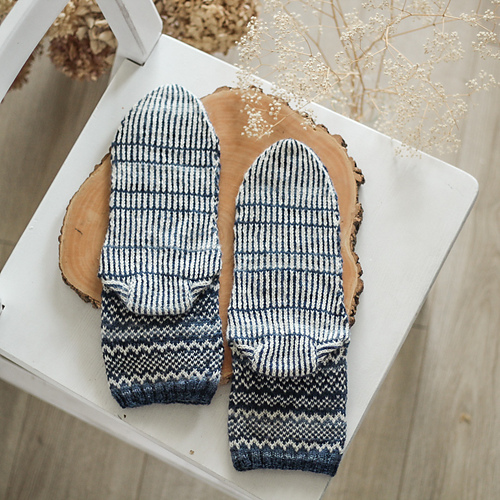 Ravelry: Easy Peasy Socks pattern by Karolina Adamczyk