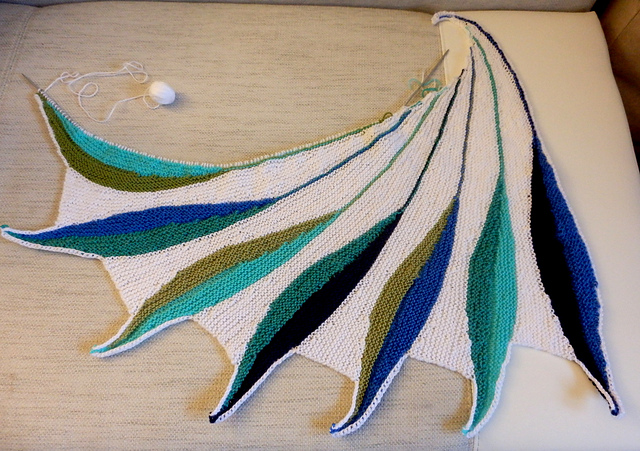 Ravelry: krpenalutkica's Dreambird Shawl