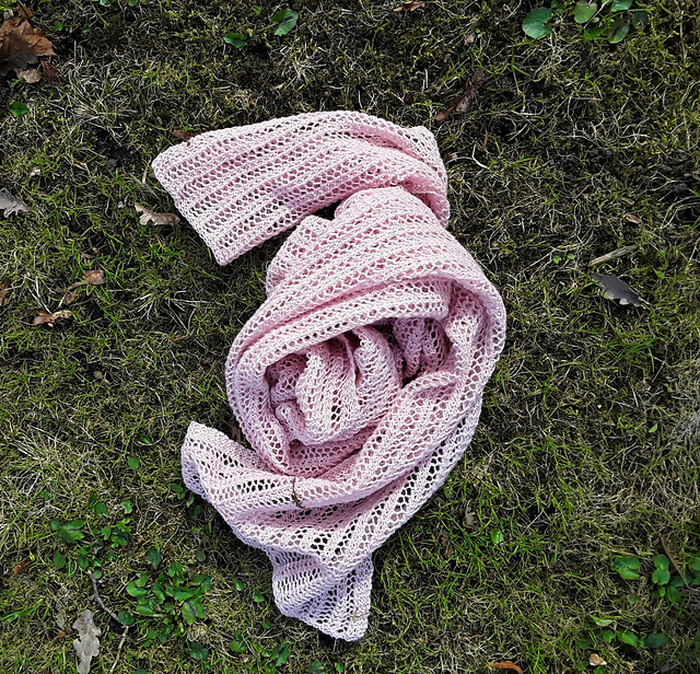 Ravelry: kuduja's Helini sall