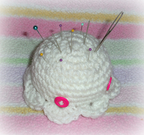 Ravelry: Octopus Pincushion pattern by Rachel Rigdon