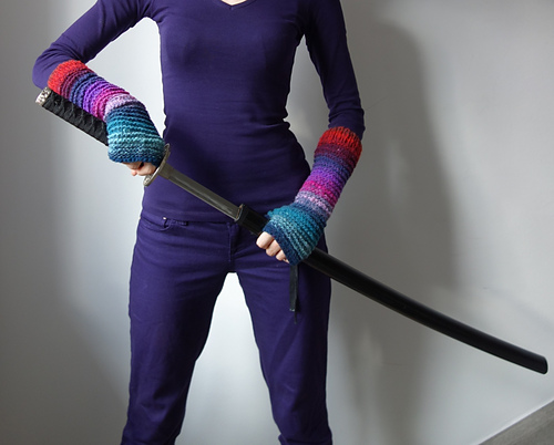 Ravelry: Vambrace pattern by Sannah König